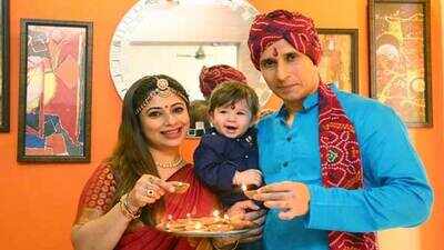 Tv couple Malini and Ajay celebrate son's first Diwali in Jaipur ...