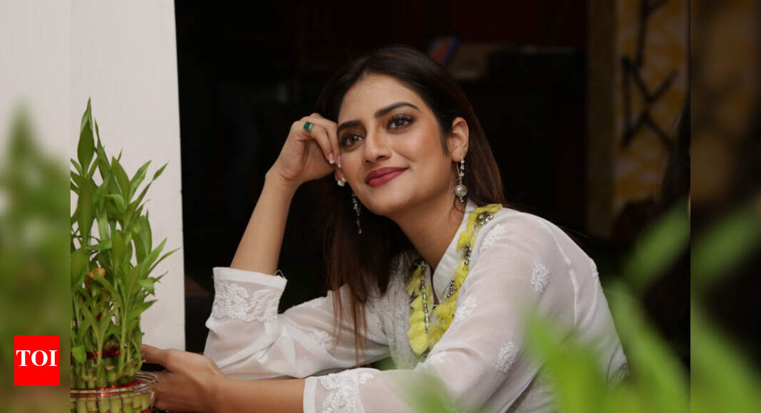 Here's what kept Nusrat was up all night | Bengali Movie News - Times ...