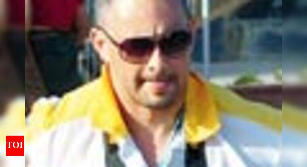 Eugene Popov: Paralympic powerlifter Popov shows his spine | undefined ...