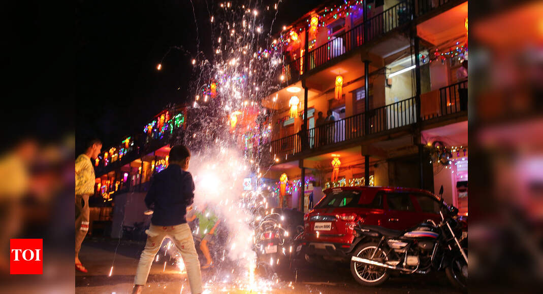 Air quality on Diwali 2nd day ‘very poor’, worse than last year | Pune ...