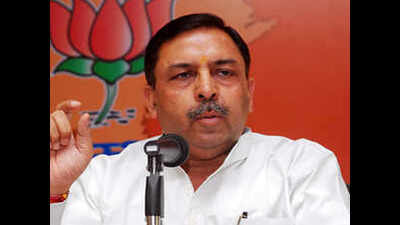 Take a look at self before commenting on others: Arun Chaturvedi ...