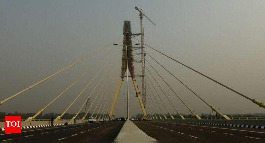 Why cops are battling to tackle rowdiness at Delhi's Signature Bridge ...