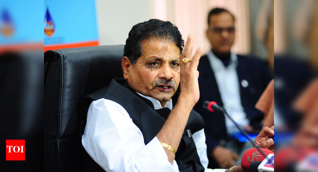 Rajasthan minister quits, 21 MLAs threaten to rebel | Jaipur News ...