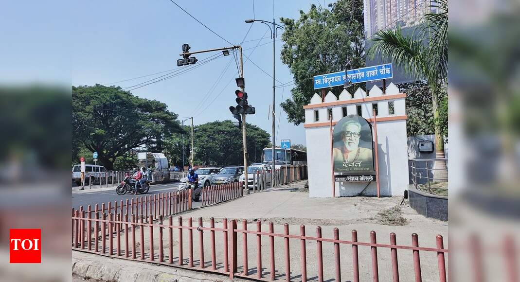 Right Signal at Bindumadhav Thackeray Chowk - Times of India