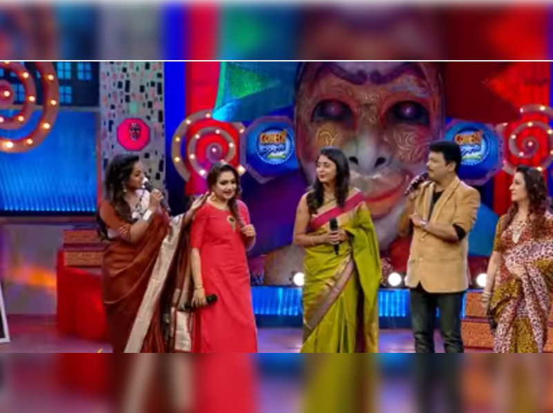 Comedy Stars Season 2: Actresses Kaniha and Menaka enjoy their time on ...