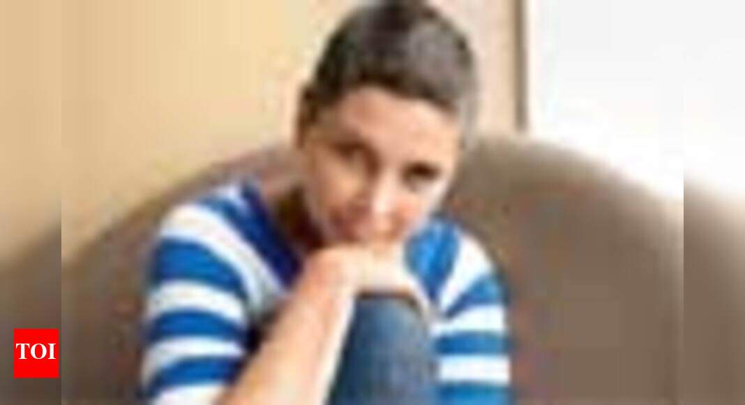 Lisa is back in business | Hindi Movie News - Times of India