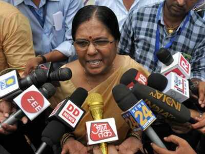 Recovery of arms: Raids on to nab ex-minister Manju Verma | Patna News ...
