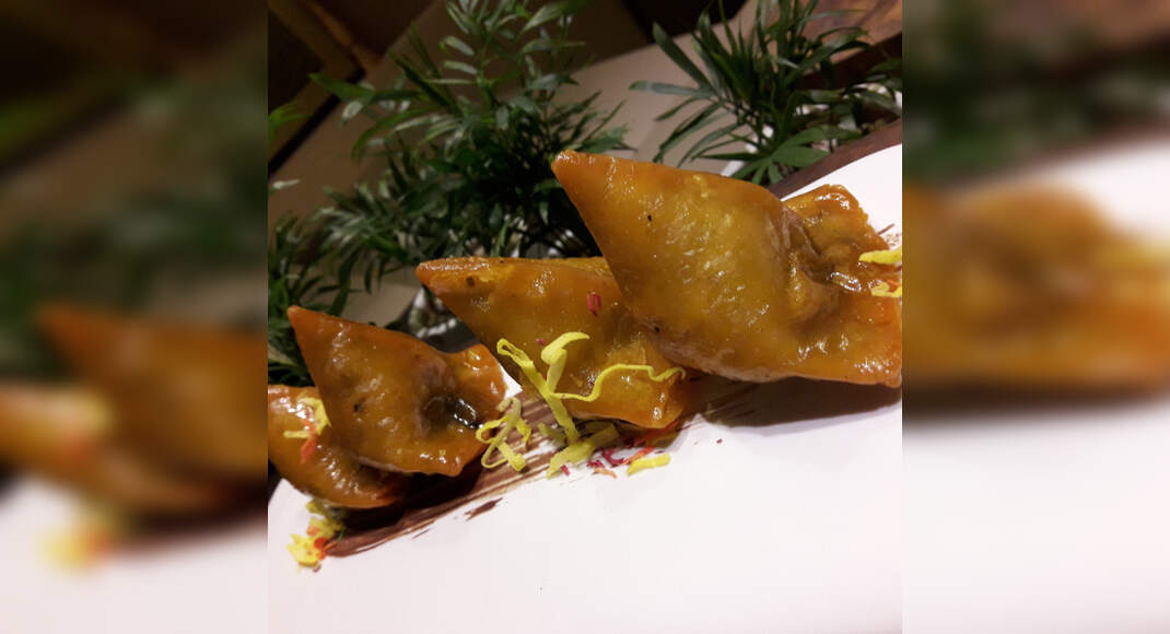 Chocolate Samosa Recipe: How to Make Chocolate Samosa Recipe | Homemade ...