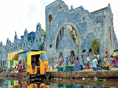 Koyambedu market turns mosquito breeder | Chennai News - Times of India