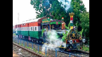 World’s oldest steam loco chugs through Madurai | Madurai News - Times ...