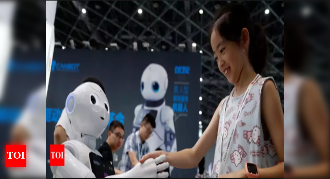 Scientists make robots more expressive - Times of India