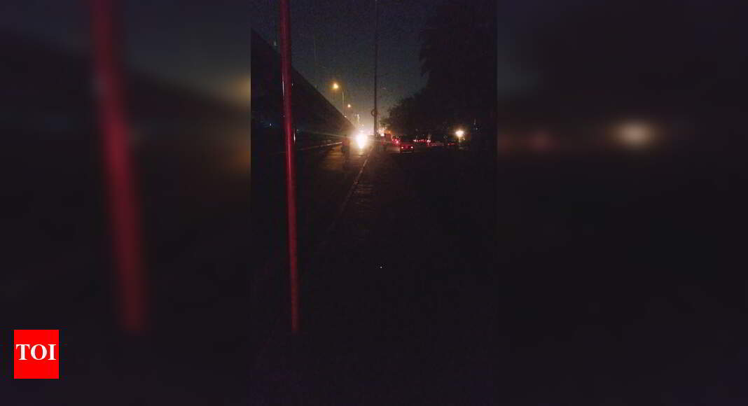 S.G.Barve Marg in dark since months - Times of India