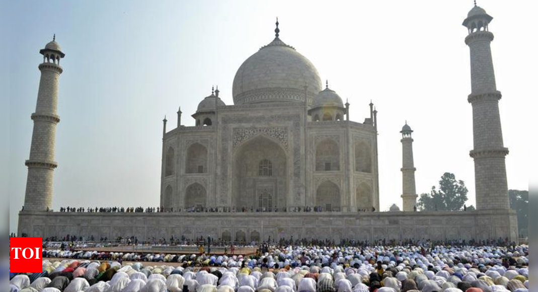 Mosque at Taj: Prayer, Petition, Prevention - Times of India