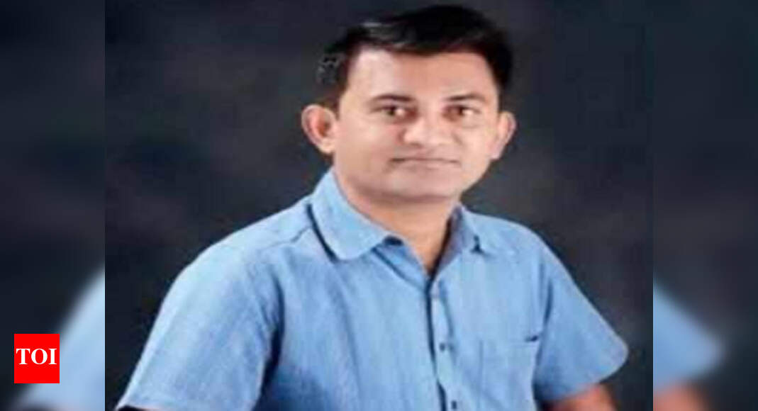 Paresh Dhanani attacks PM Narendra Modi and CM Vijay Rupani | Ahmedabad ...
