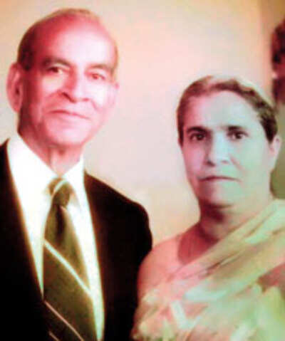 MR. & MRS. K.C. NAYAR - Times of India
