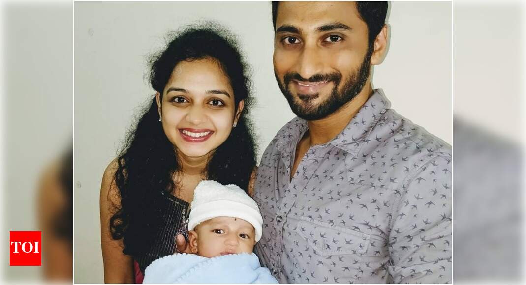 Rashmi Anpat and Ameet Khedekar blessed with baby boy; See pic - Times of India