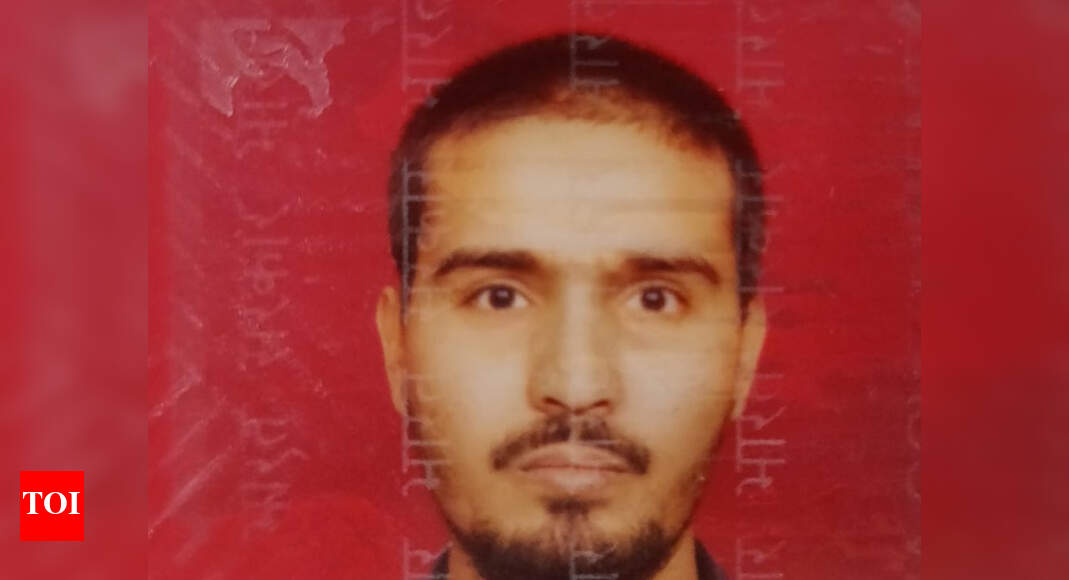 Accused in 2002 Akshardham temple attack in Gujarat arrested ...