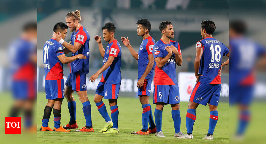 ISL 2018: BFC down Delhi, go top of table | Football News - Times of India
