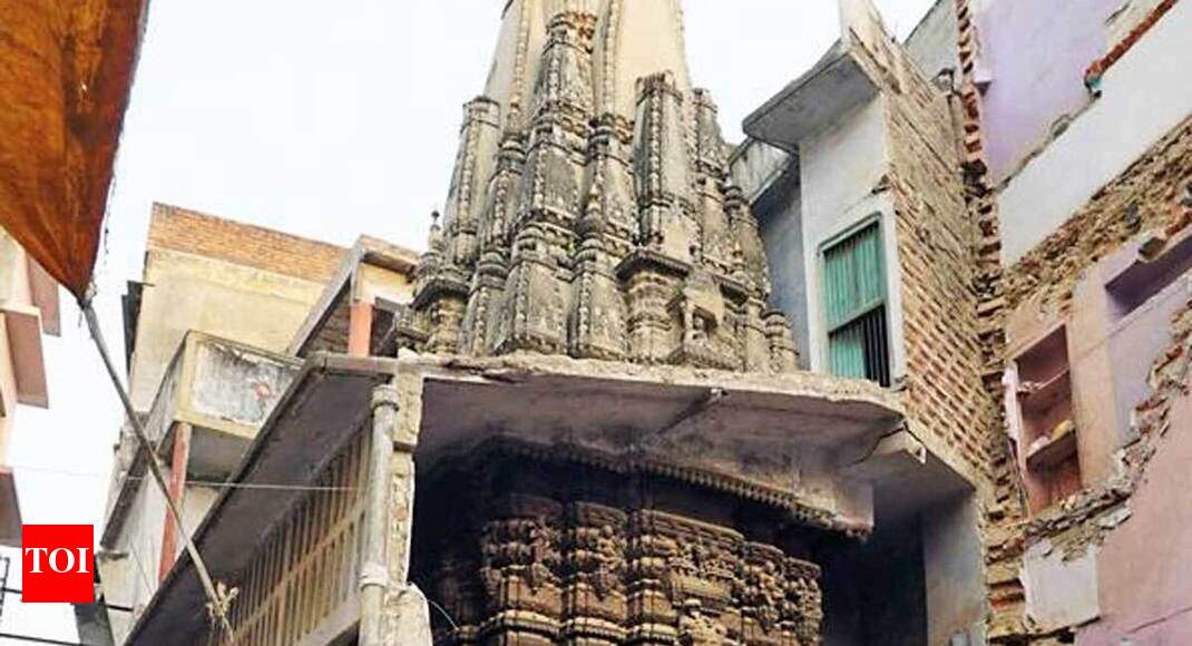 Lost and found: Varanasi temple route gets longer | India News - Times ...