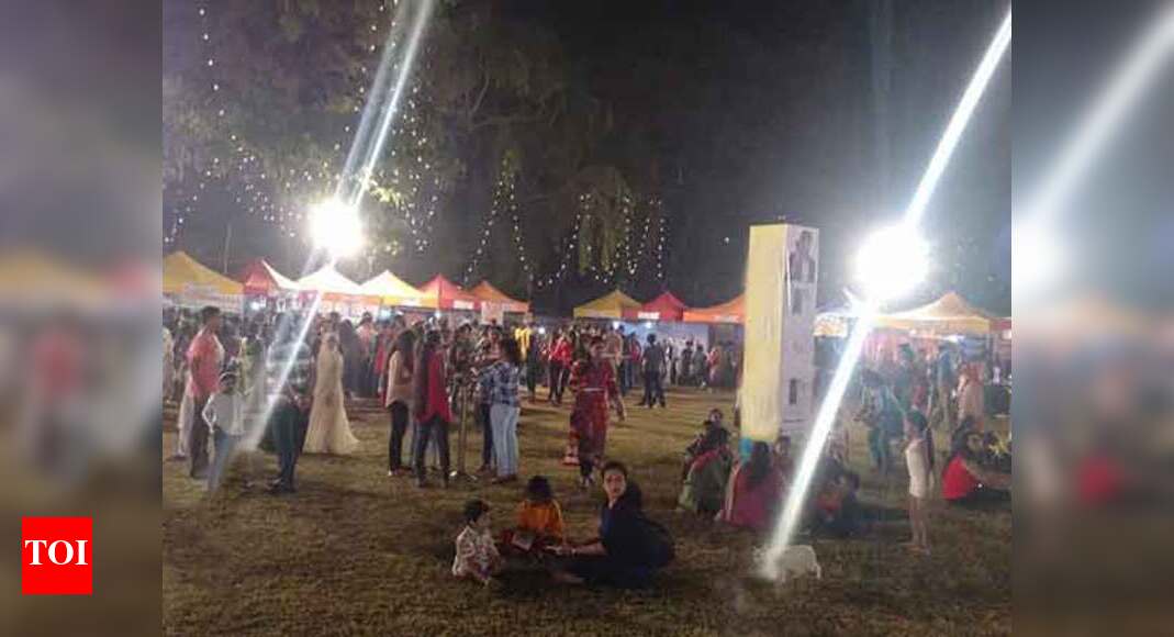 Mumbaikars have a fun time at a festival at Chembur | Events Movie News ...