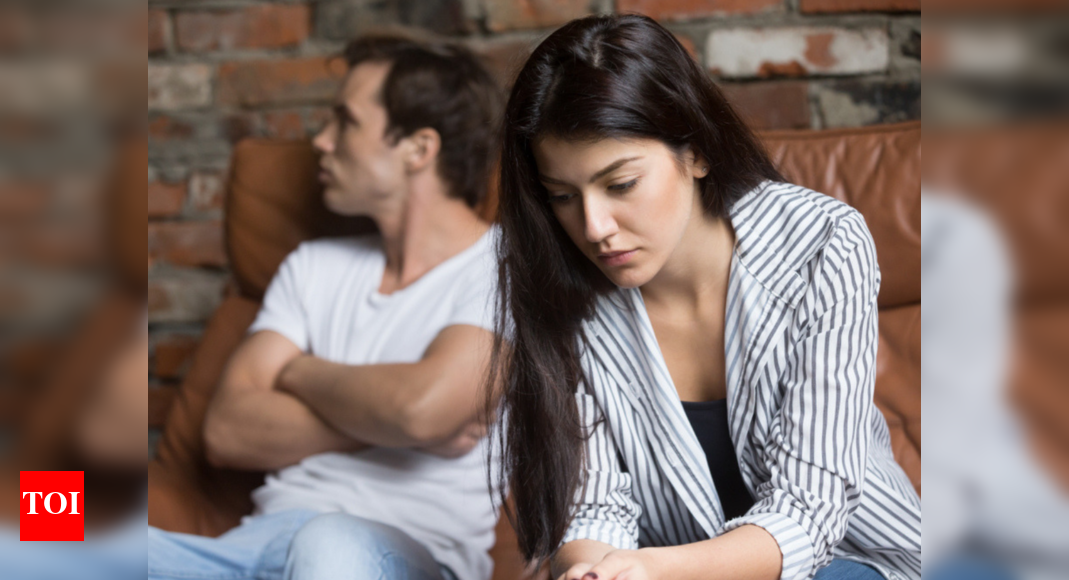 The reason why emotional cheating hurts way MORE than physical ...