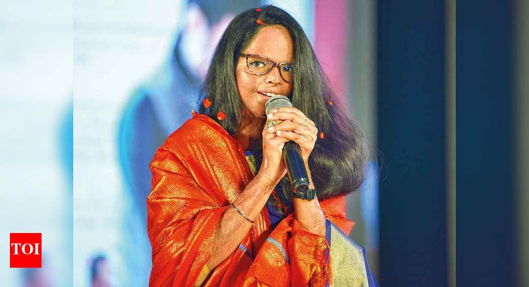 Acid attack survivor Laxmi Agarwal felicitated in Hyd | Events Movie ...