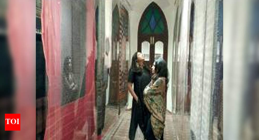 TEXTILE HERITAGE: Textile heritage on display | Ahmedabad News - Times ...