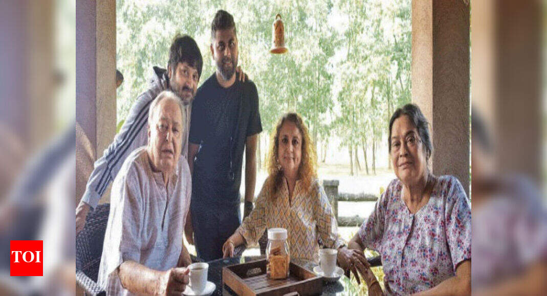 'Bela Shuru' starts rolling in Bolpur | Bengali Movie News - Times of India