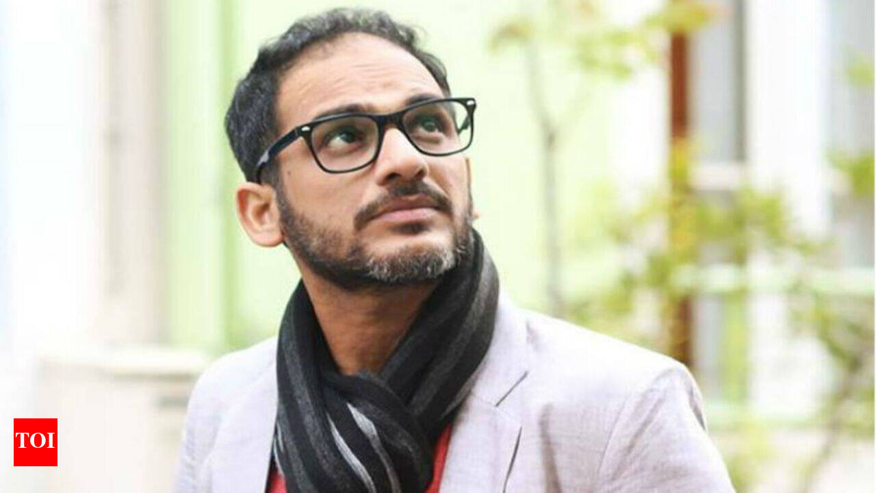 Indrajit Ghosh's Instagram, Twitter & Facebook on IDCrawl