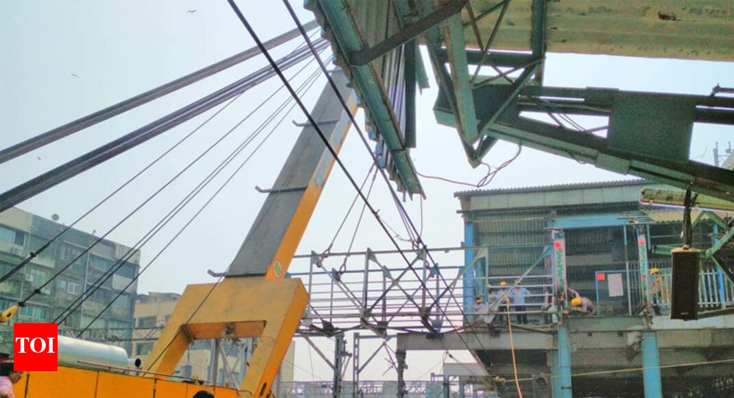 Dismantling of Masjid FOB hits CR passengers | Thane News - Times of India