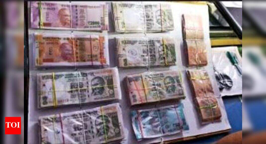 NIA starts manhunt in fake notes case in Gujarat | Ahmedabad News ...