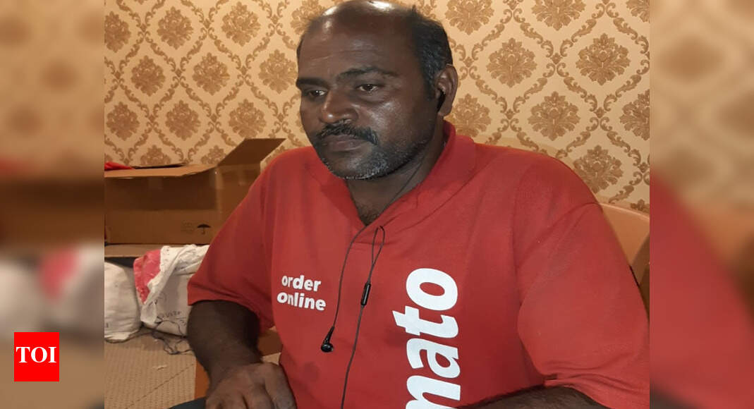 Zomato delivery boy: Video shows Zomato boy eating delivery food ...