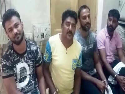 Inmates reveal secrets about mobile phones in jail | Vadodara News ...