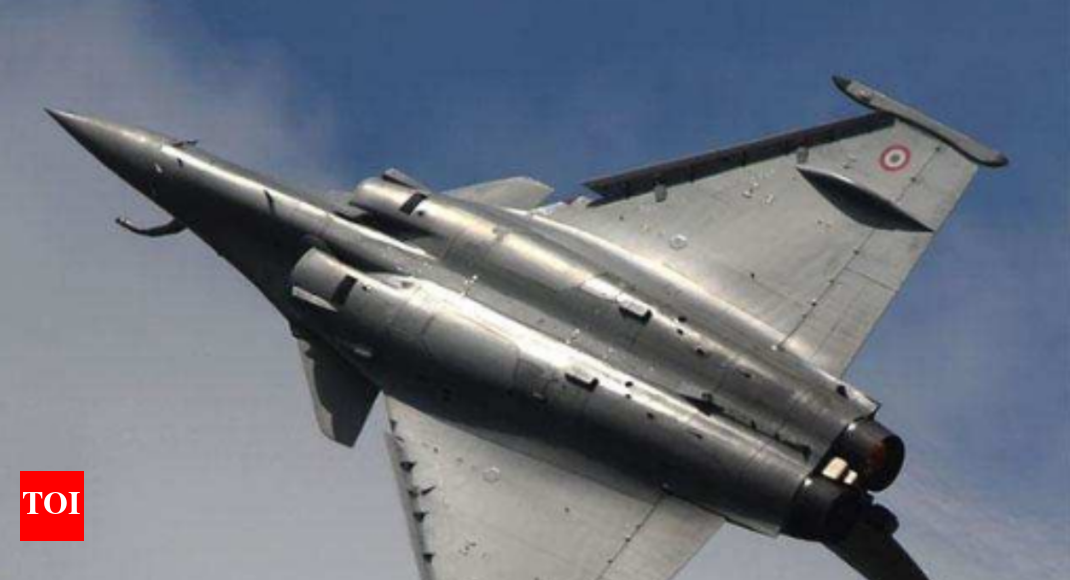 Closely examined Rafale fighter jet prices of 2007 and 2016; not court ...