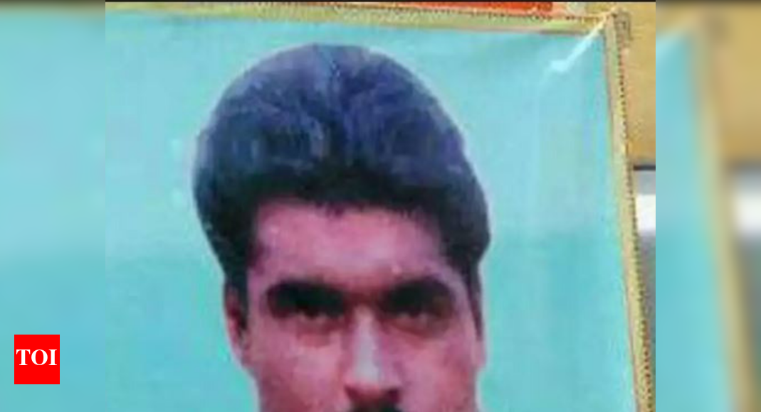 Pakistan court acquits 2 prime suspects in Sarabjit's murder case ...