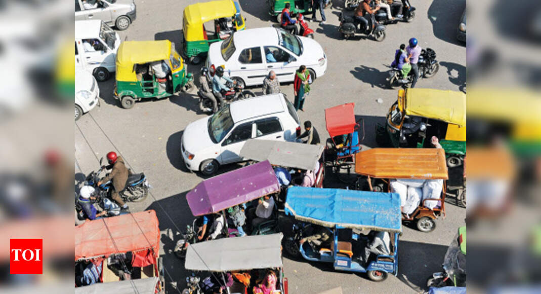 Traffic takes turn for good after ban on e-rickshaws | Lucknow News ...