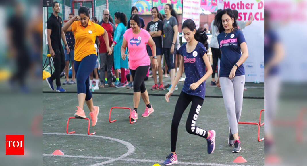 Moms and daughters come together for an obstacle race in Mumbai ...