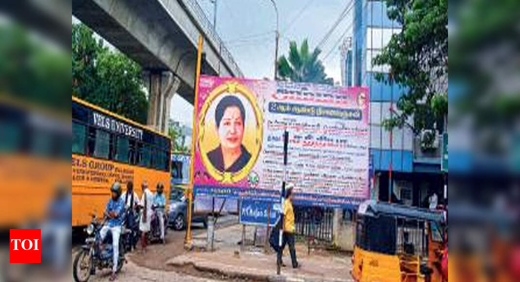 Seen in thousands, but only 100-plus hoardings are legal | Chennai News ...