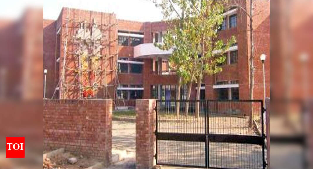School Roof Collapse: After Sector 53 school’s roof collapse, UT to ...