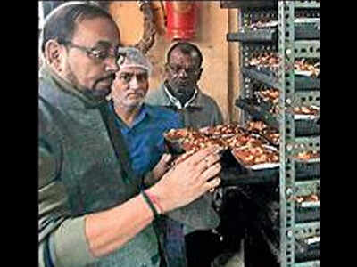 Bakeries get notice for poor hygiene | Kolkata News - Times of India