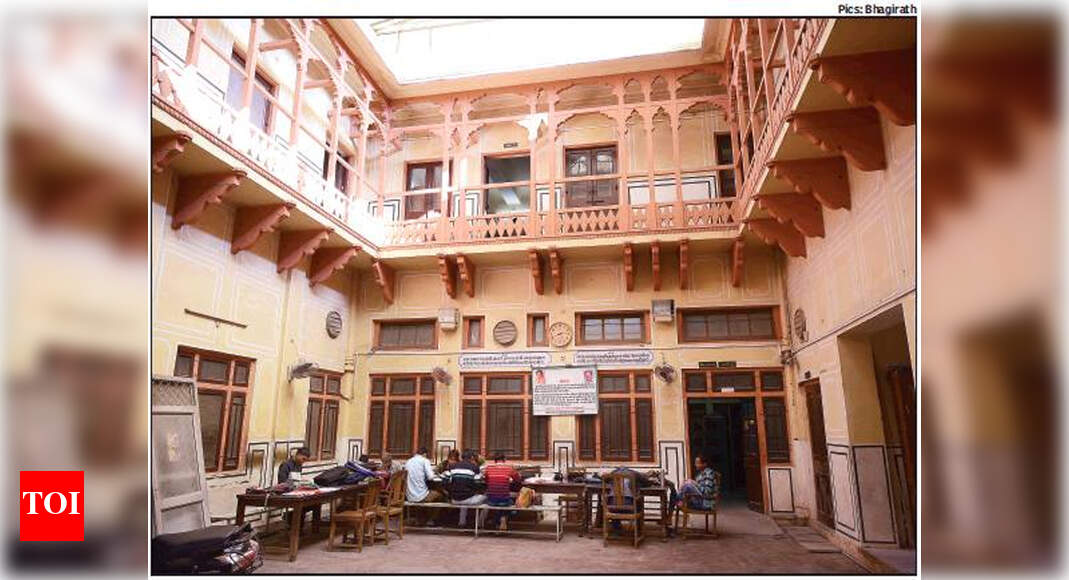 Rare collection gathers dust in this 150-year-old library in Walled ...