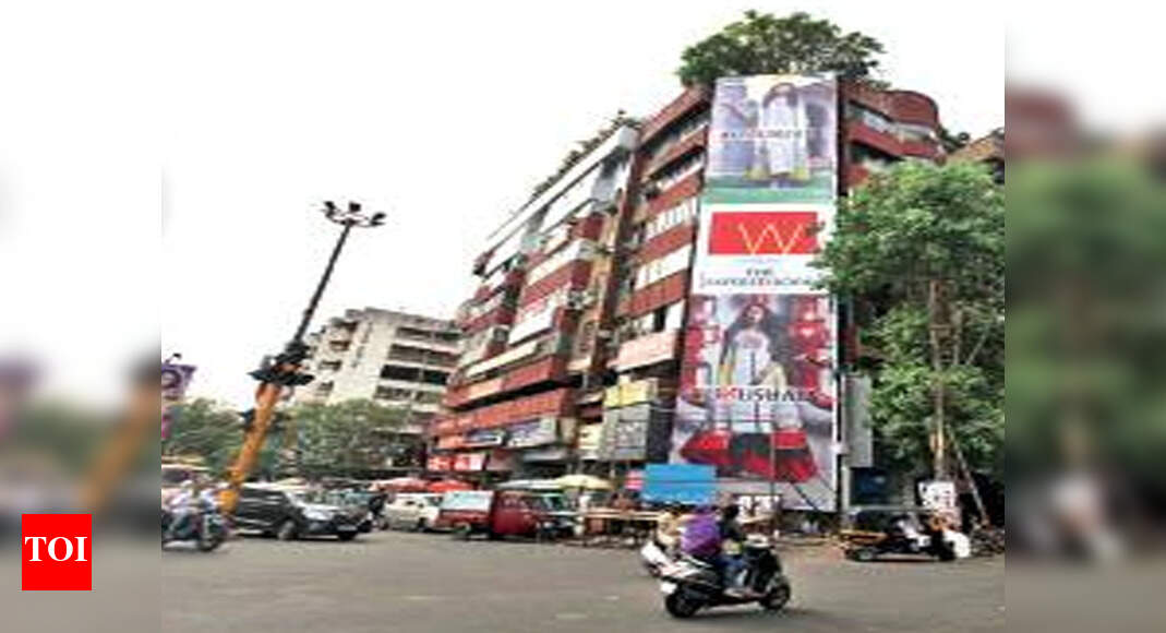 Cantonment residents pick holes in PCB’s hoarding policy | Pune News ...