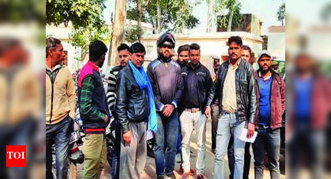 Dalit girl set on fire: Six held, motive unknown | Agra News - Times of ...