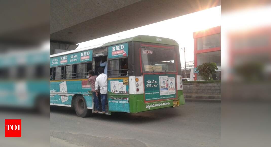 Footboarding in Public Bus - Times of India
