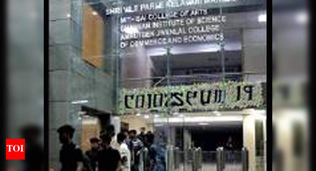 Chaos rocks Juhu college festival, 8 youths land in hospital - Times of ...