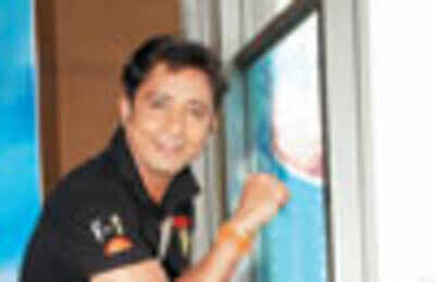 Sukhwinder signs another film! | Hindi Movie News - Times of India