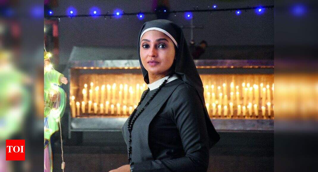 Suman Ranganath has three looks in Totapuri. Here’s one... | Kannada ...