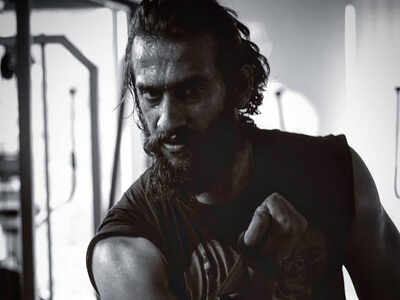 Druvan out of Mammootty’s Maamaankam? | Malayalam Movie News - Times of ...