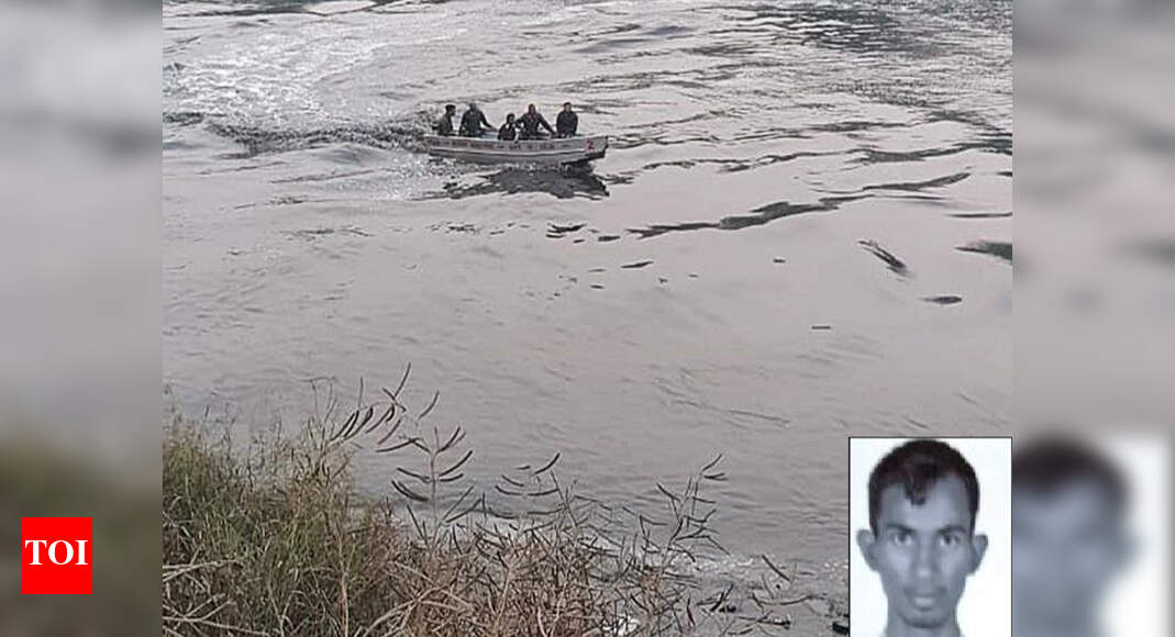 Hero had helping nature since childhood | Delhi News - Times of India