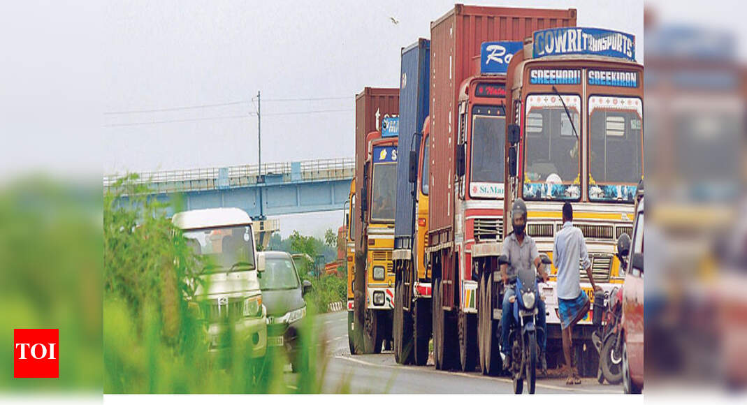 RTO launches four-day drive against overloaded vehicles | Nashik News ...